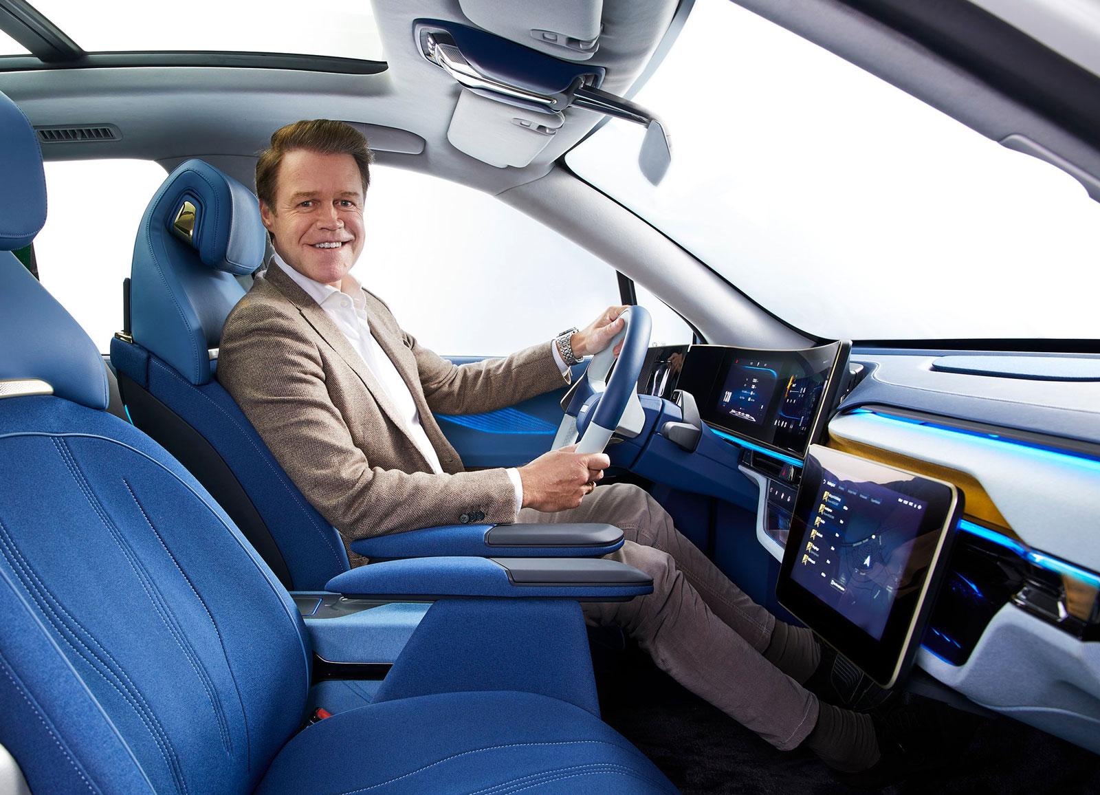 专访延锋首席技术官Han Hendriks - DVN