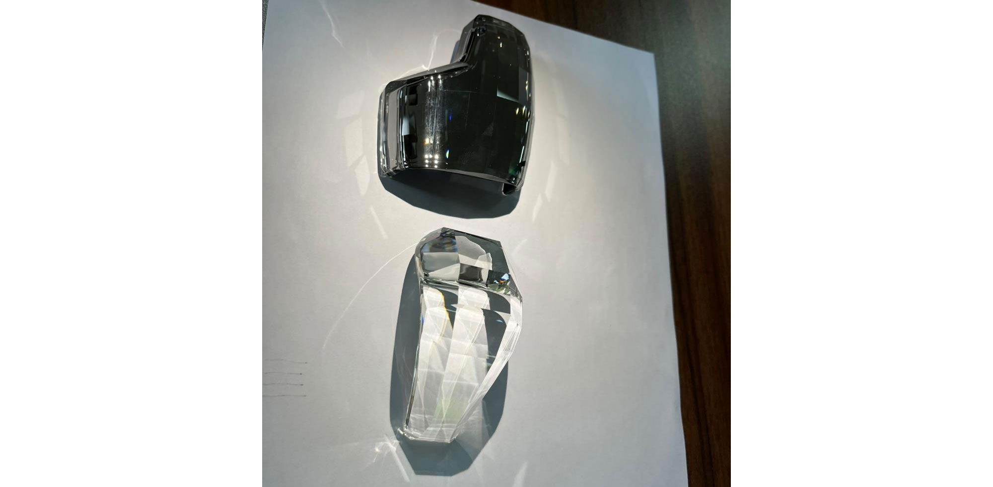 Huaju Crystal for Premium Interior Decoration - DVN