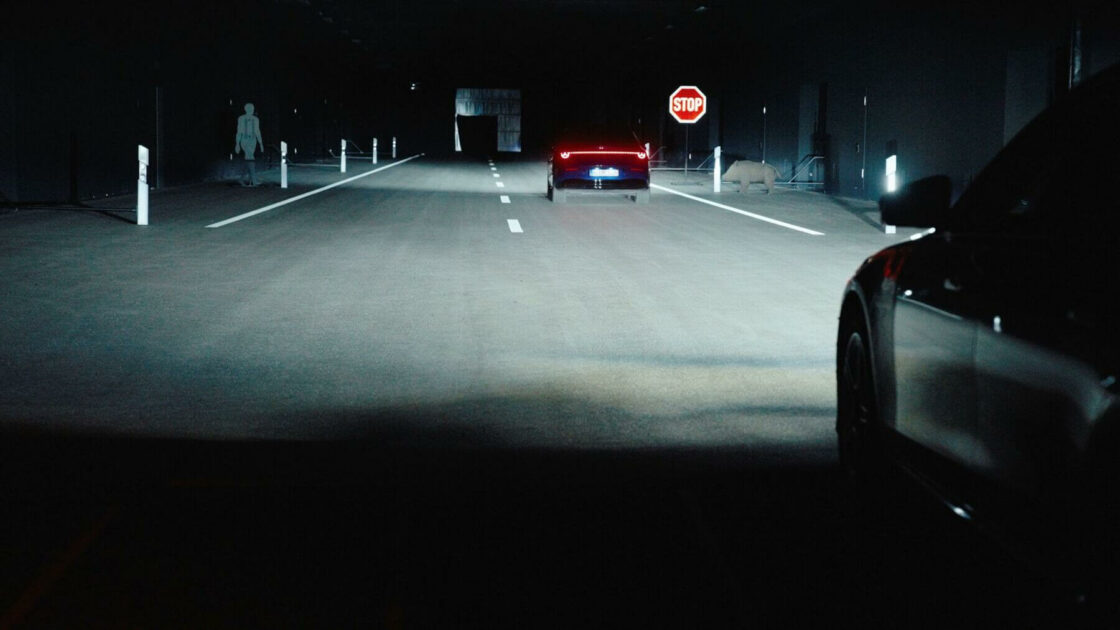 Mercedes Immendingen Light Tunnel Opens - DVN